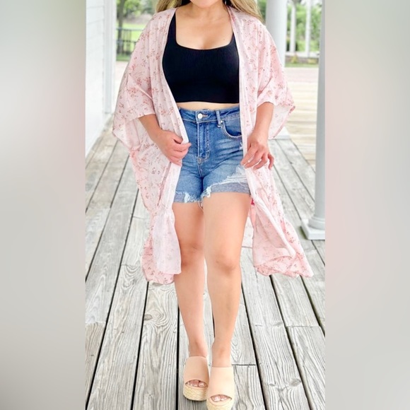 heyson | Other | Nwt Heyson Floral Short Sleeve Kimono With Ruffle ...